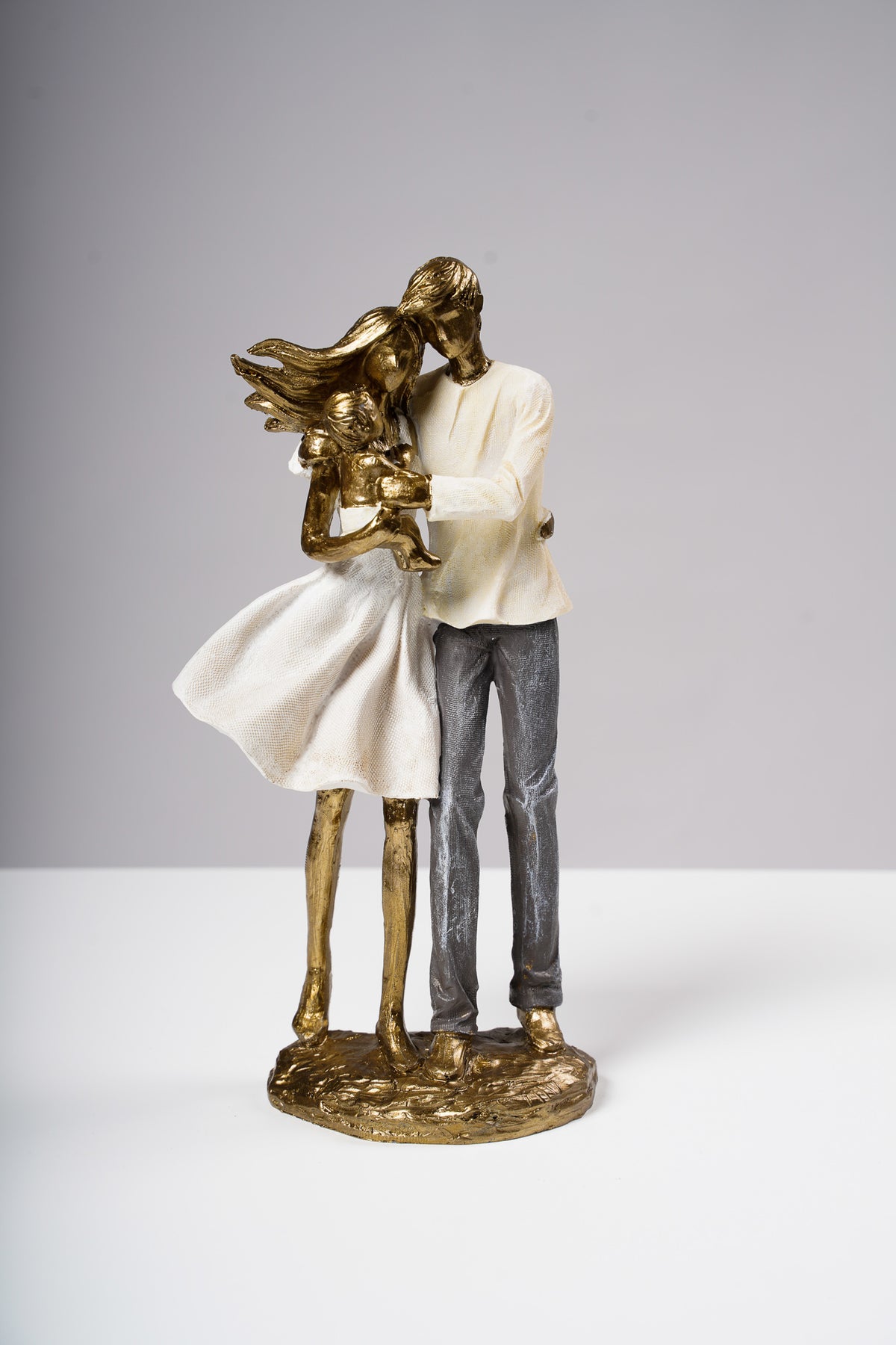 11" Family on CA Color– Casa Febus | Home • Design