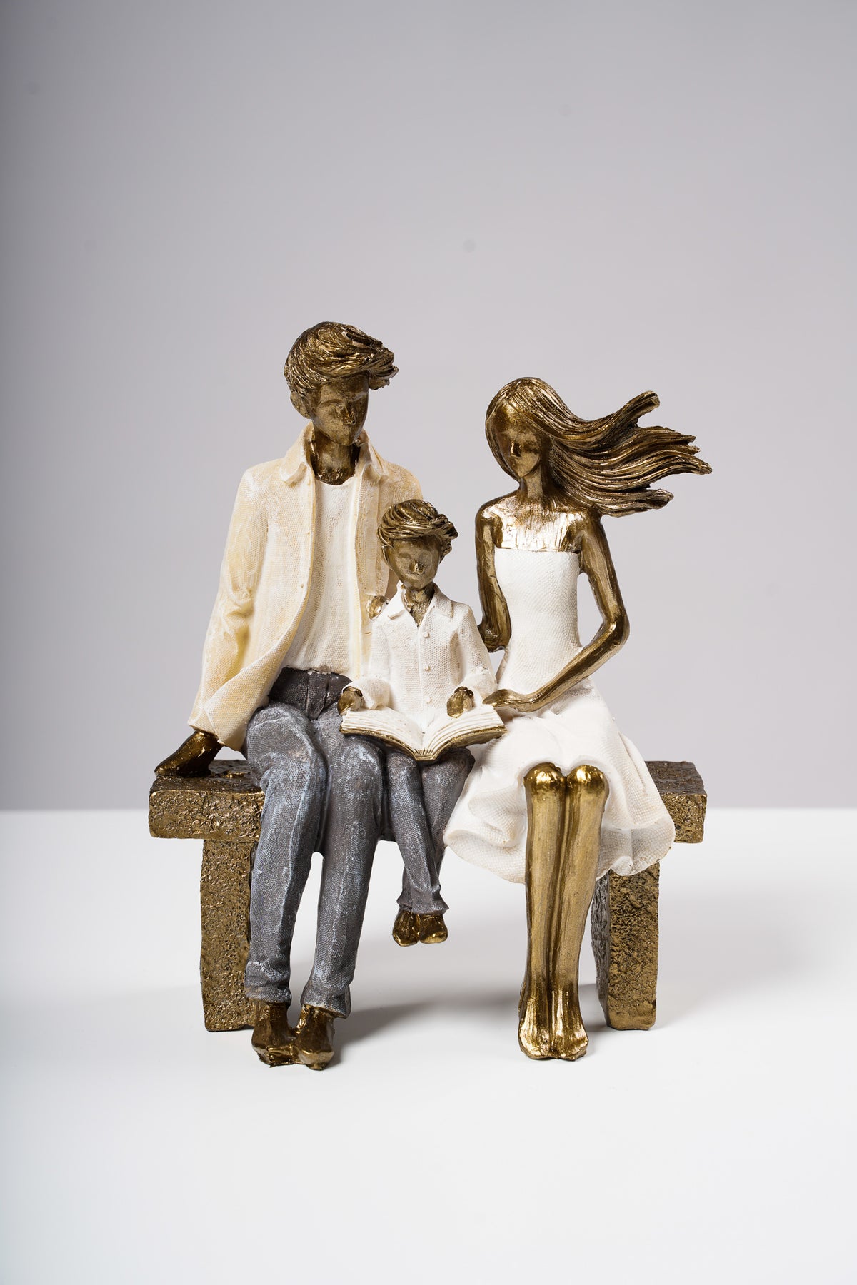 9" Family on CA Color– Casa Febus | Home • Design